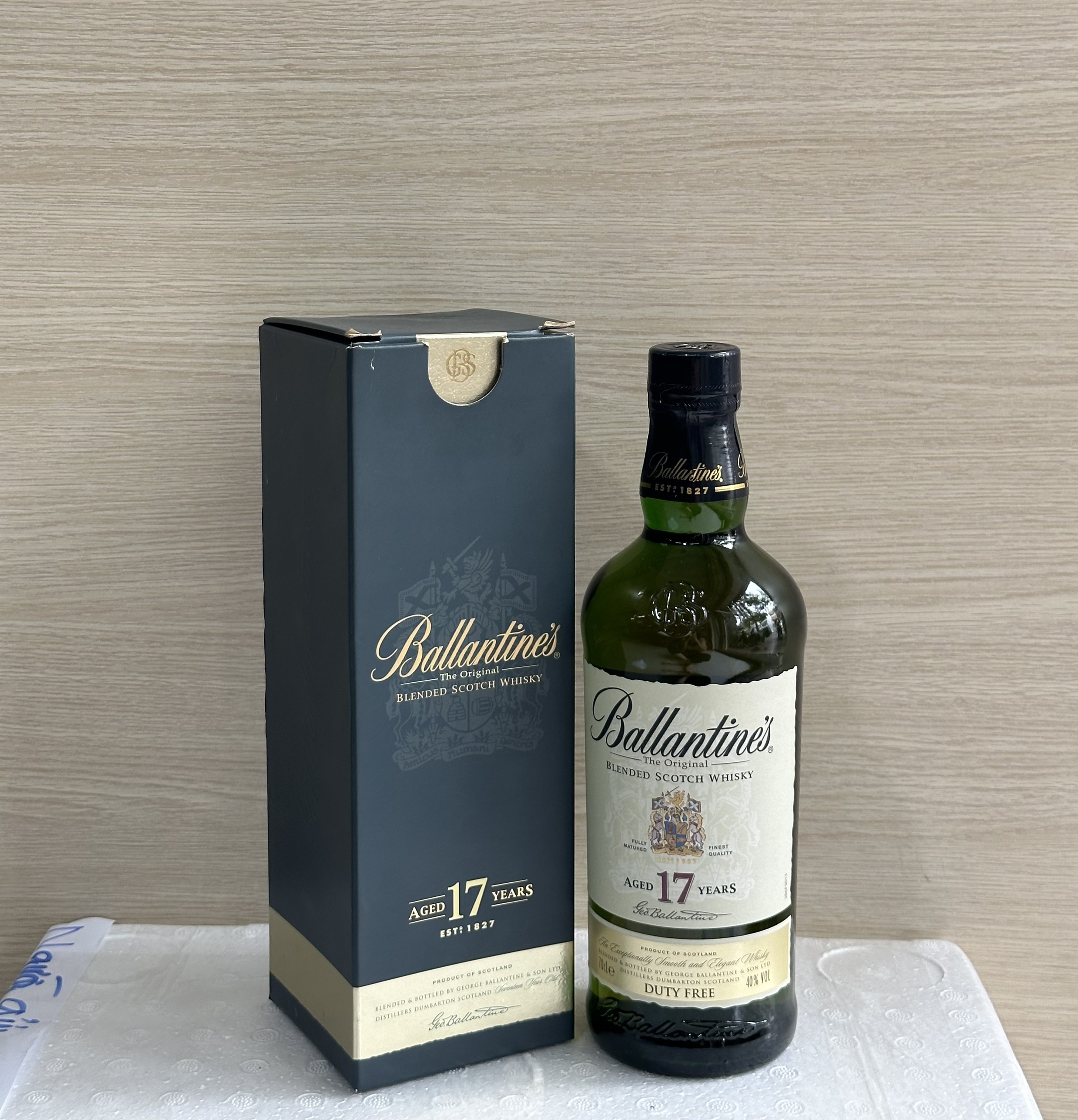 Ballantine's 17 YO (Thanh lý) | Rượu Ngoại Chính Hãng