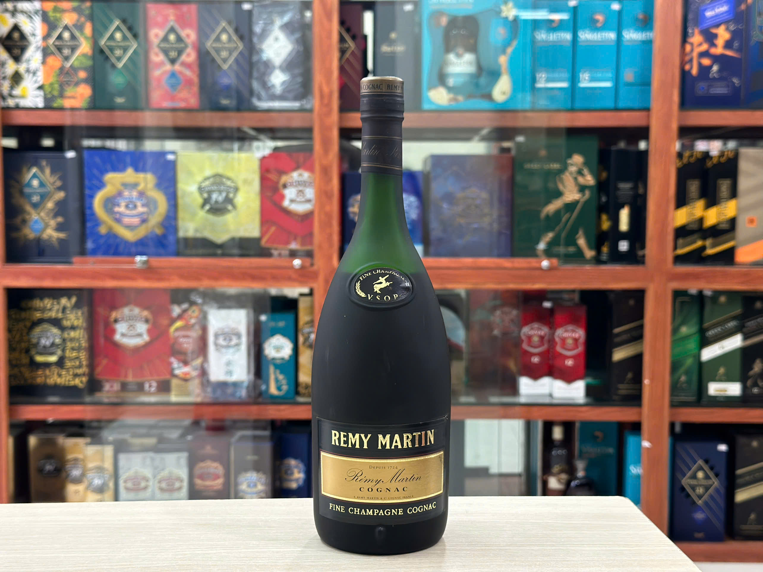 Remy martin VSOP 1L thanh lý không hộp | Rượu Ngoại Chính Hãng